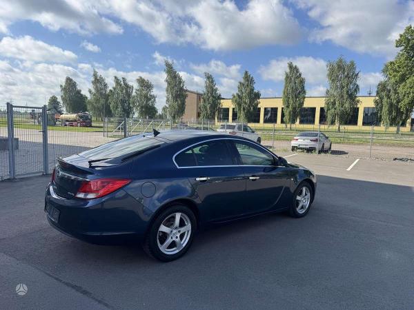 Zils Opel Insignia 2011 Marijampole, ar dzinēja tilpumu 1.96 L un nobraukumu 233 tūkst. km par 3699 €, foto 5 vietnē AUTOMOTO.COM.LV