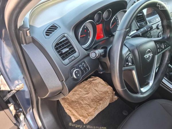Zils Opel Insignia 2011 Marijampole, ar dzinēja tilpumu 2.00 L un nobraukumu 280 tūkst. km par 3199 €, foto 8 vietnē AUTOMOTO.COM.LV