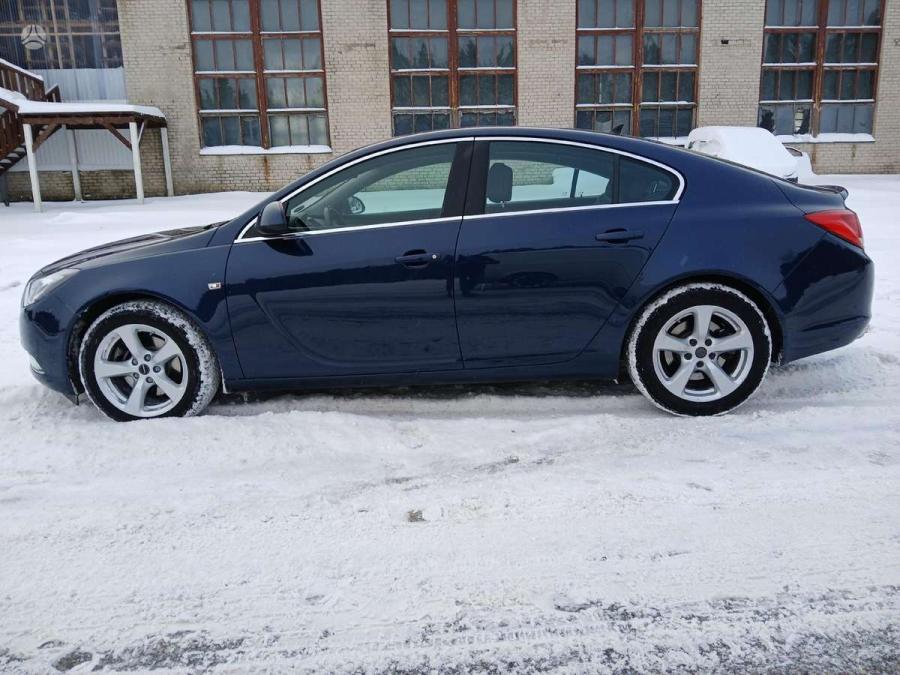 Zils Opel Insignia 2012 Utena, ar dzinēja tilpumu 2.00 L un nobraukumu 270 tūkst. km par 5350 €, foto 8 vietnē AUTOMOTO.COM.LV