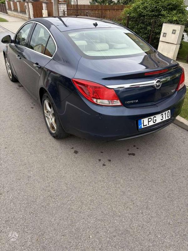 Zils Opel Insignia 2012 Radviliškis, ar dzinēja tilpumu 1.96 L un nobraukumu 197 tūkst. km par 3000 €, foto 5 vietnē AUTOMOTO.COM.LV