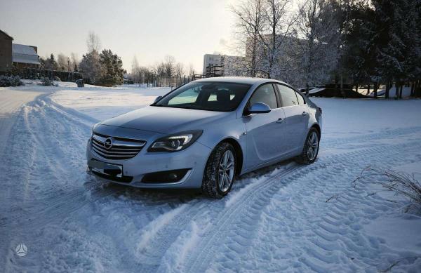 Zils Opel Insignia 2014 Akmenė, ar dzinēja tilpumu 1.36 L un nobraukumu 214 tūkst. km par 4999 €, foto 2 vietnē AUTOMOTO.COM.LV