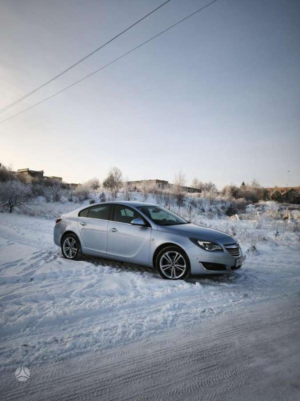 Zils Opel Insignia 2014 Akmenė, ar dzinēja tilpumu 1.36 L un nobraukumu 214 tūkst. km par 4999 €, foto 4 vietnē AUTOMOTO.COM.LV
