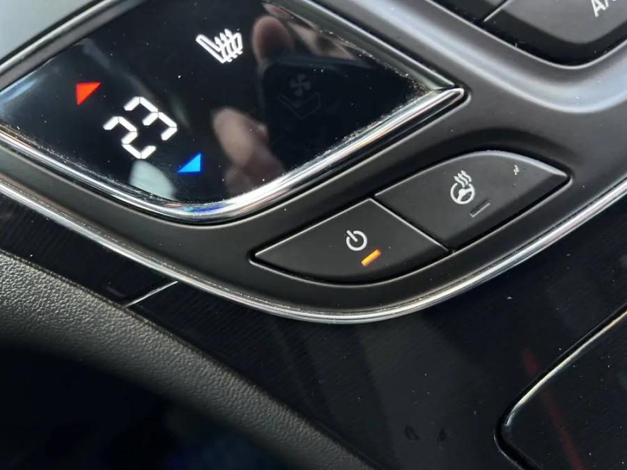 Zils Opel Insignia 2016 Jēkabpils, ar dzinēja tilpumu 2.00 L un nobraukumu 258 tūkst. km par 7500 €, foto 18 vietnē AUTOMOTO.COM.LV