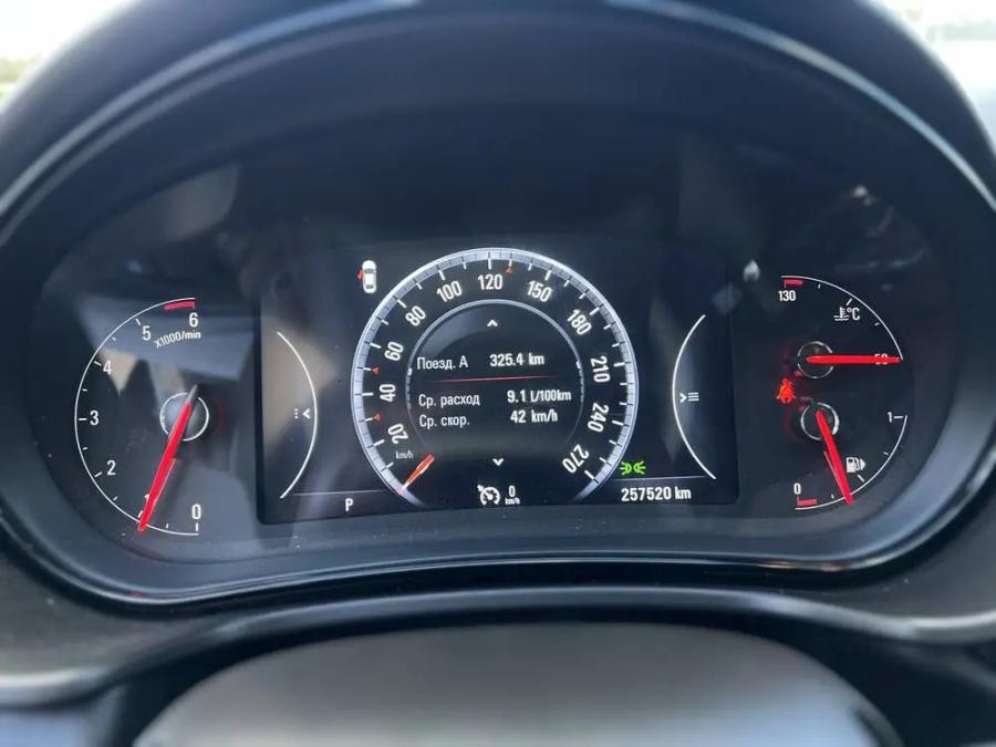 Zils Opel Insignia 2016 Jēkabpils, ar dzinēja tilpumu 2.00 L un nobraukumu 258 tūkst. km par 7500 €, foto 21 vietnē AUTOMOTO.COM.LV