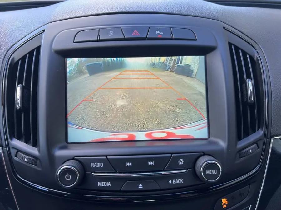 Zils Opel Insignia 2016 Jēkabpils, ar dzinēja tilpumu 2.00 L un nobraukumu 258 tūkst. km par 7500 €, foto 23 vietnē AUTOMOTO.COM.LV