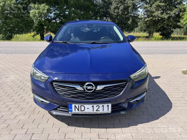 Zils Opel Insignia 2017 Limbaži, ar dzinēja tilpumu 1.60 L un nobraukumu 211 tūkst. km par 7550 €, foto 2 vietnē AUTOMOTO.COM.LV