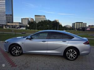 Blue Opel Insignia 2017 in Vilnius, with an engine capacity of 1.60 L and mileage of 212 thousand km for 9050 €, photo 5 on AUTOMOTO.COM.LV