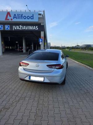 Blue Opel Insignia 2017 in Vilnius, with an engine capacity of 1.60 L and mileage of 212 thousand km for 9050 €, photo 6 on AUTOMOTO.COM.LV