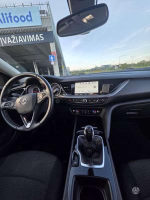 Blue Opel Insignia 2017 in Vilnius, with an engine capacity of 1.60 L and mileage of 212 thousand km for 9050 €, photo 7 on AUTOMOTO.COM.LV