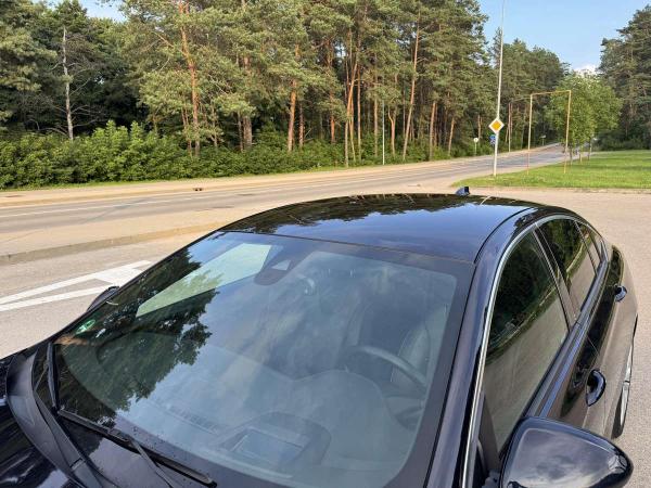 Blue Opel Insignia 2017 in Druskininkai, with an engine capacity of 1.96 L and mileage of 314 thousand km for 8900 €, photo 8 on AUTOMOTO.COM.LV