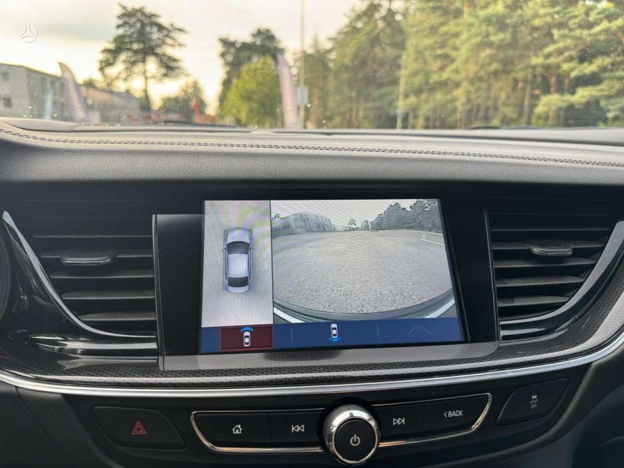 Blue Opel Insignia 2017 in Druskininkai, with an engine capacity of 1.96 L and mileage of 314 thousand km for 8900 €, photo 17 on AUTOMOTO.COM.LV