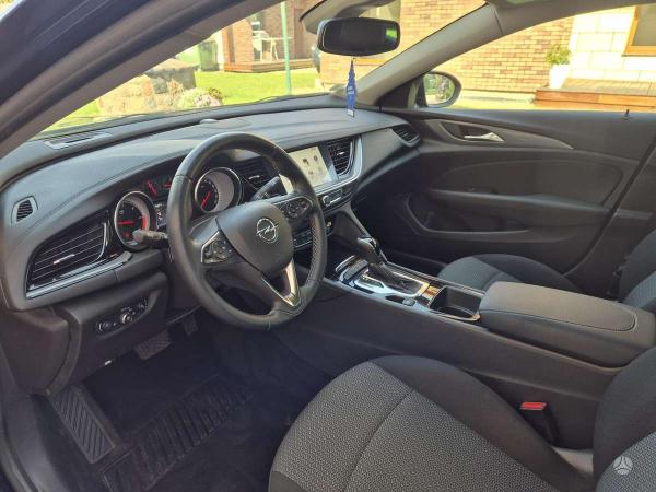 Zils Opel Insignia 2017 Tauragė, ar dzinēja tilpumu 1.60 L un nobraukumu 200 tūkst. km par 4300 €, foto 9 vietnē AUTOMOTO.COM.LV
