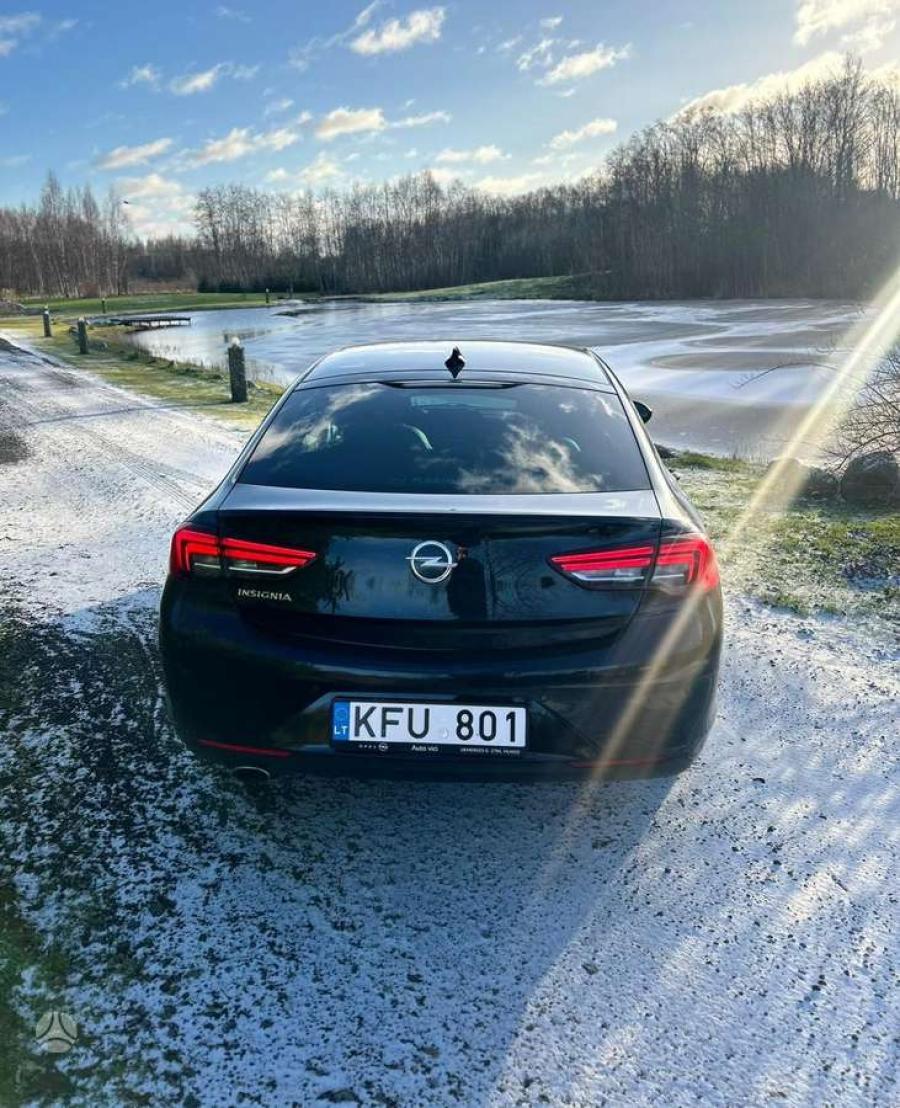Blue Opel Insignia 2018 in Kelme, with an engine capacity of 1.96 L and mileage of 145 thousand km for 13800 €, photo 3 on AUTOMOTO.COM.LV