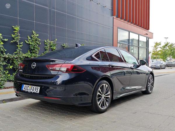 Zils Opel Insignia 2018 Klaipėda, ar dzinēja tilpumu 1.96 L un nobraukumu 175 tūkst. km par 10950 €, foto 3 vietnē AUTOMOTO.COM.LV