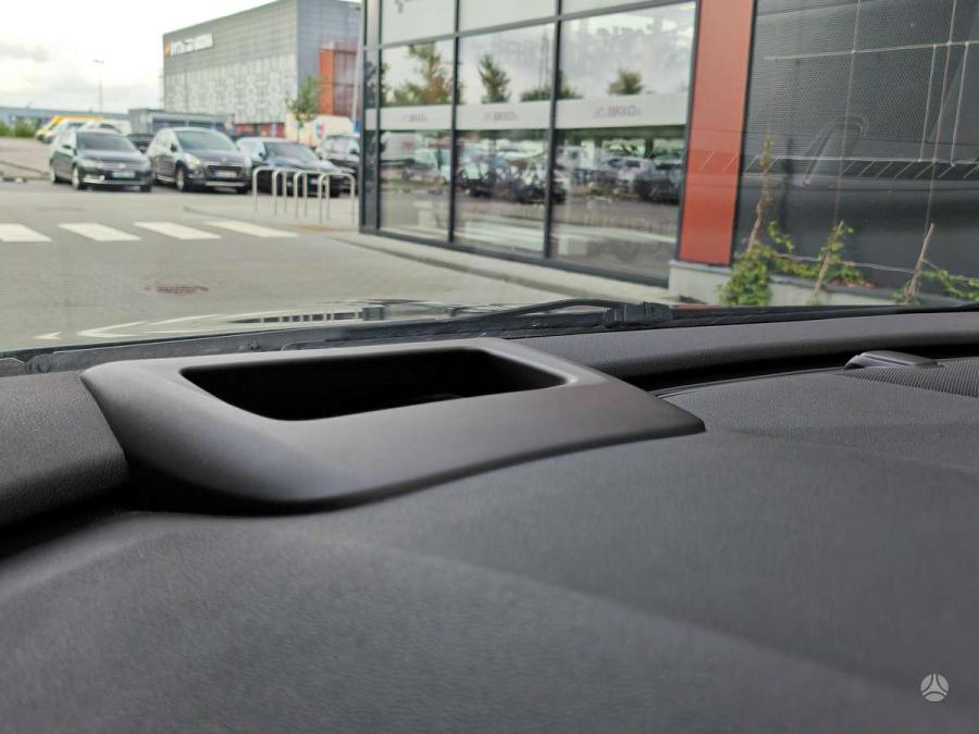 Zils Opel Insignia 2018 Klaipėda, ar dzinēja tilpumu 1.96 L un nobraukumu 175 tūkst. km par 10950 €, foto 43 vietnē AUTOMOTO.COM.LV