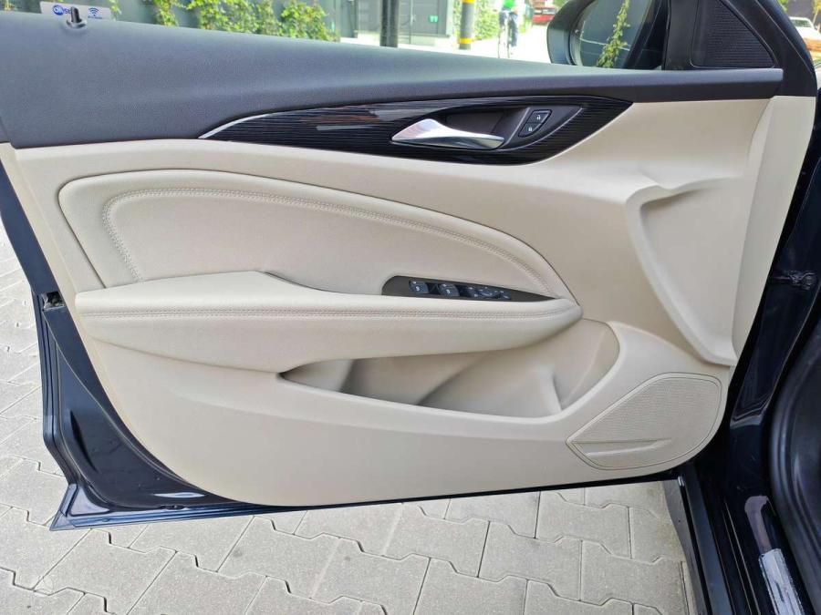 Zils Opel Insignia 2018 Klaipėda, ar dzinēja tilpumu 1.96 L un nobraukumu 172 tūkst. km par 10950 €, foto 19 vietnē AUTOMOTO.COM.LV