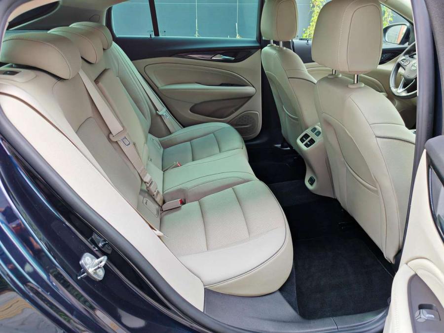 Zils Opel Insignia 2018 Klaipėda, ar dzinēja tilpumu 1.96 L un nobraukumu 172 tūkst. km par 10950 €, foto 25 vietnē AUTOMOTO.COM.LV