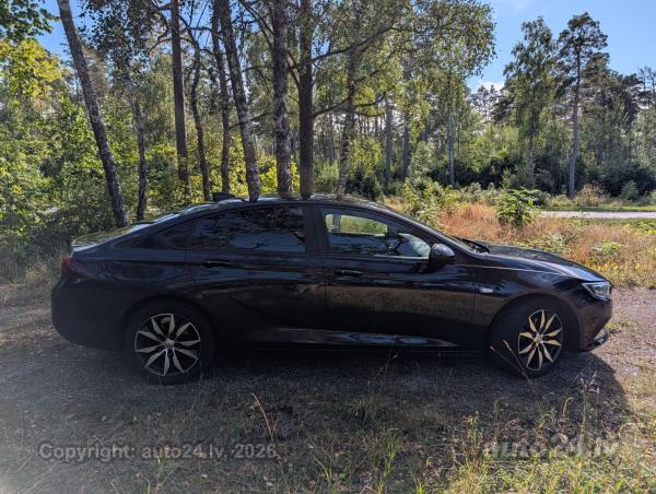 Blue Opel Insignia 2018 in Keila, with an engine capacity of 2.00 L and mileage of 318 thousand km for 11000 €, photo 6 on AUTOMOTO.COM.LV