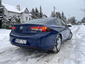 Blue Opel Insignia 2019 in Vilnius, with an engine capacity of 1.60 L and mileage of 260 thousand km for 7250 €, photo 8 on AUTOMOTO.COM.LV