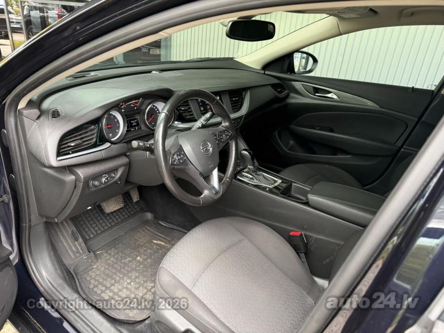 Zils Opel Insignia 2019 Tallina, ar dzinēja tilpumu 1.50 L un nobraukumu 79 tūkst. km par 13490 €, foto 9 vietnē AUTOMOTO.COM.LV