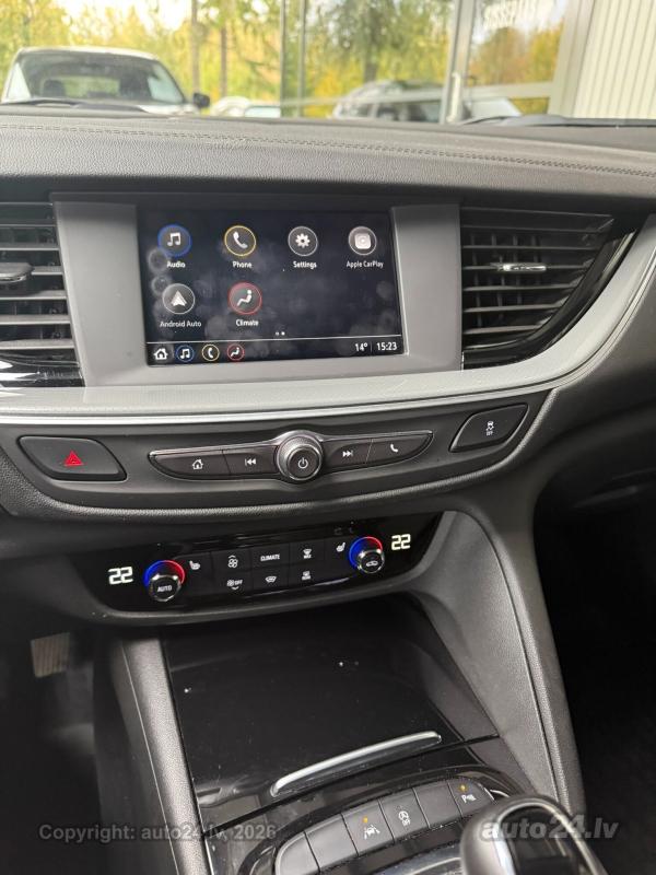 Blue Opel Insignia 2019 in Tallinn, with an engine capacity of 1.50 L and mileage of 79 thousand km for 13490 €, photo 11 on AUTOMOTO.COM.LV