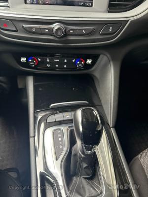 Zils Opel Insignia 2019 Tallina, ar dzinēja tilpumu 1.50 L un nobraukumu 79 tūkst. km par 13490 €, foto 12 vietnē AUTOMOTO.COM.LV