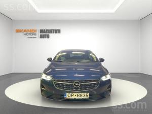 Blue Opel Insignia 2020 in Riga, with an engine capacity of 2.00 L and mileage of 81 thousand km for 15990 €, photo 3 on AUTOMOTO.COM.LV