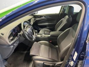 Blue Opel Insignia 2020 in Riga, with an engine capacity of 2.00 L and mileage of 81 thousand km for 15990 €, photo 10 on AUTOMOTO.COM.LV