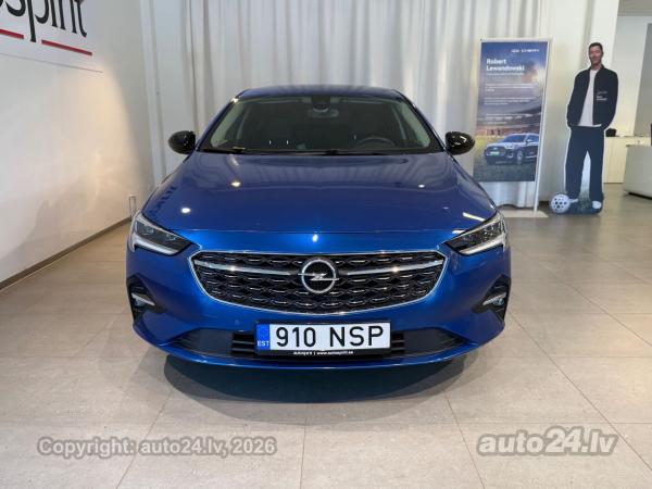 Blue Opel Insignia 2021 in Tallinn, with an engine capacity of 2.00 L and mileage of 67 thousand km for 19990 €, photo 2 on AUTOMOTO.COM.LV