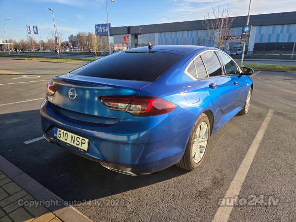 Zils Opel Insignia 2022 Tallina, ar dzinēja tilpumu 2.00 L un nobraukumu 63 tūkst. km par 22000 €, foto 7 vietnē AUTOMOTO.COM.LV