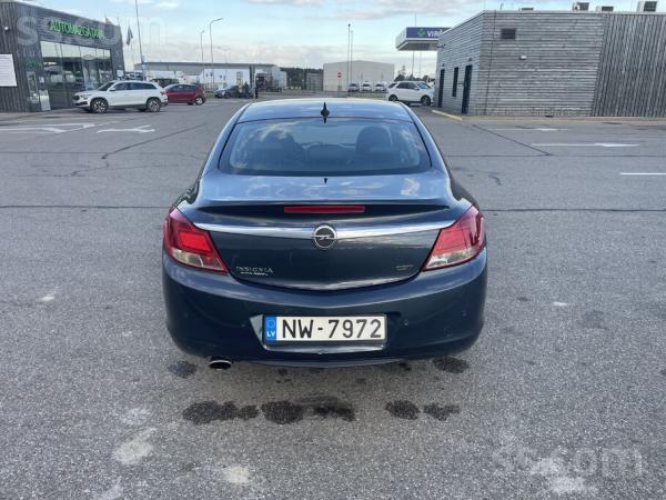 Blue Opel Insignia 2009 in Riga, with an engine capacity of 2.00 L and mileage of 245 thousand km for 3500 €, photo 7 on AUTOMOTO.COM.LV