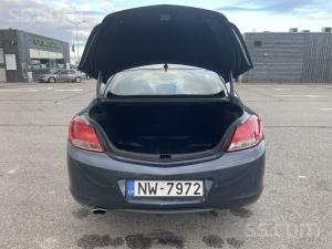 Zils Opel Insignia 2009 Rīga, ar dzinēja tilpumu 2.00 L un nobraukumu 245 tūkst. km par 3500 €, foto 13 vietnē AUTOMOTO.COM.LV