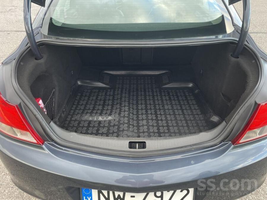 Zils Opel Insignia 2009 Rīga, ar dzinēja tilpumu 2.00 L un nobraukumu 245 tūkst. km par 3500 €, foto 15 vietnē AUTOMOTO.COM.LV