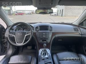 Zils Opel Insignia 2009 Rīga, ar dzinēja tilpumu 2.00 L un nobraukumu 245 tūkst. km par 3500 €, foto 19 vietnē AUTOMOTO.COM.LV