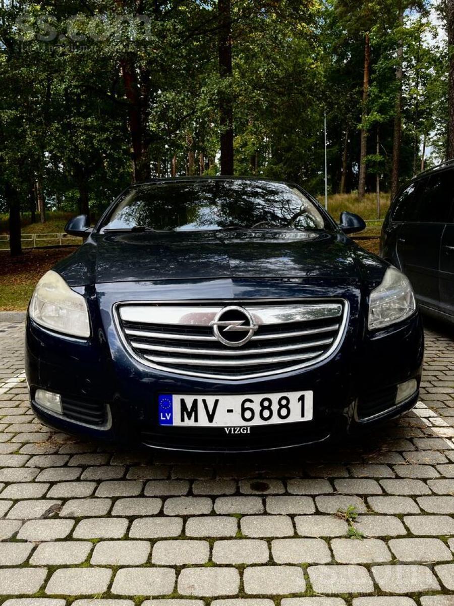 Zils Opel Insignia 2010 Ogre, ar dzinēja tilpumu 2.00 L un nobraukumu 264 tūkst. km par 3150 €, foto 1 vietnē AUTOMOTO.COM.LV