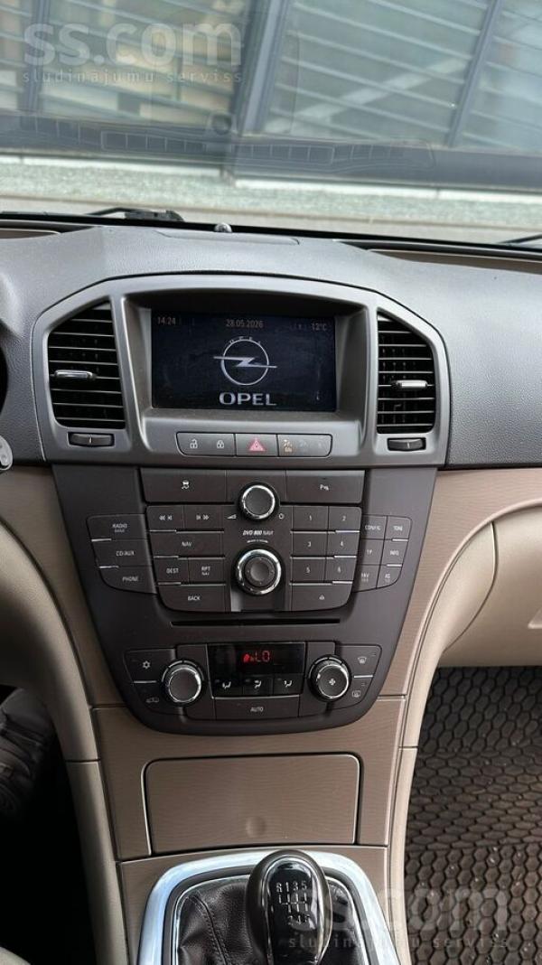 Zils Opel Insignia 2010 Liepāja, ar dzinēja tilpumu 1.80 L un nobraukumu 241 tūkst. km par 3400 €, foto 6 vietnē AUTOMOTO.COM.LV