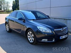 Zils Opel Insignia 2010 Rīga, ar dzinēja tilpumu 2.00 L un nobraukumu 0 tūkst. km par 2790 €, foto  vietnē AUTOMOTO.COM.LV