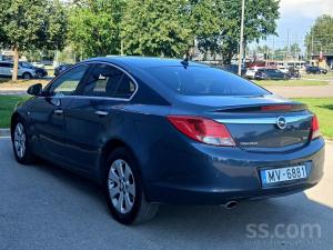 Zils Opel Insignia 2010 Rīga, ar dzinēja tilpumu 2.00 L un nobraukumu 0 tūkst. km par 2790 €, foto 4 vietnē AUTOMOTO.COM.LV