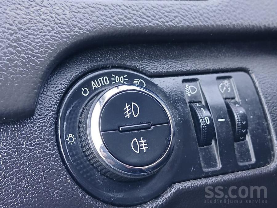 Zils Opel Insignia 2010 Rīga, ar dzinēja tilpumu 2.00 L un nobraukumu 0 tūkst. km par 2790 €, foto 16 vietnē AUTOMOTO.COM.LV