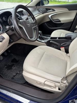 Blue Opel Insignia 2011 in Kaunas, with an engine capacity of 2.00 L and mileage of 348 thousand km for 2400 €, photo 11 on AUTOMOTO.COM.LV
