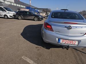 Blue Opel Insignia 2012 in Kaunas, with an engine capacity of 2.00 L and mileage of 281 thousand km for 2950 €, photo 13 on AUTOMOTO.COM.LV
