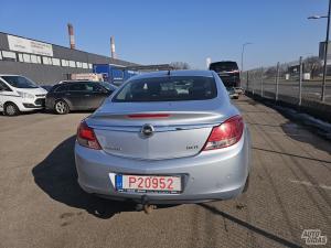 Blue Opel Insignia 2012 in Kaunas, with an engine capacity of 2.00 L and mileage of 281 thousand km for 2950 €, photo 14 on AUTOMOTO.COM.LV