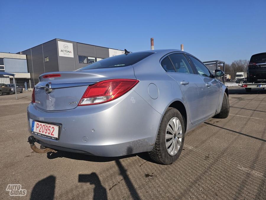 Blue Opel Insignia 2012 in Kaunas, with an engine capacity of 2.00 L and mileage of 281 thousand km for 2950 €, photo 15 on AUTOMOTO.COM.LV
