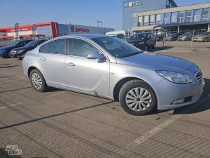 Blue Opel Insignia 2012 in Kaunas, with an engine capacity of 2.00 L and mileage of 281 thousand km for 2950 €, photo 20 on AUTOMOTO.COM.LV