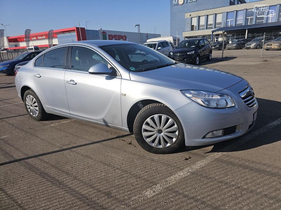 Blue Opel Insignia 2012 in Kaunas, with an engine capacity of 2.00 L and mileage of 281 thousand km for 2950 €, photo 21 on AUTOMOTO.COM.LV