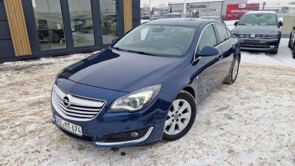 Zils Opel Insignia 2013 Marijampole, ar dzinēja tilpumu 1.96 L un nobraukumu 240 tūkst. km par 4990 €, foto 1 vietnē AUTOMOTO.COM.LV