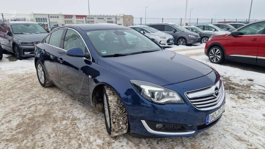 Zils Opel Insignia 2013 Marijampole, ar dzinēja tilpumu 1.96 L un nobraukumu 240 tūkst. km par 4990 €, foto 3 vietnē AUTOMOTO.COM.LV