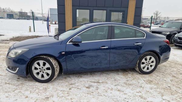 Zils Opel Insignia 2013 Marijampole, ar dzinēja tilpumu 1.96 L un nobraukumu 240 tūkst. km par 4990 €, foto 8 vietnē AUTOMOTO.COM.LV