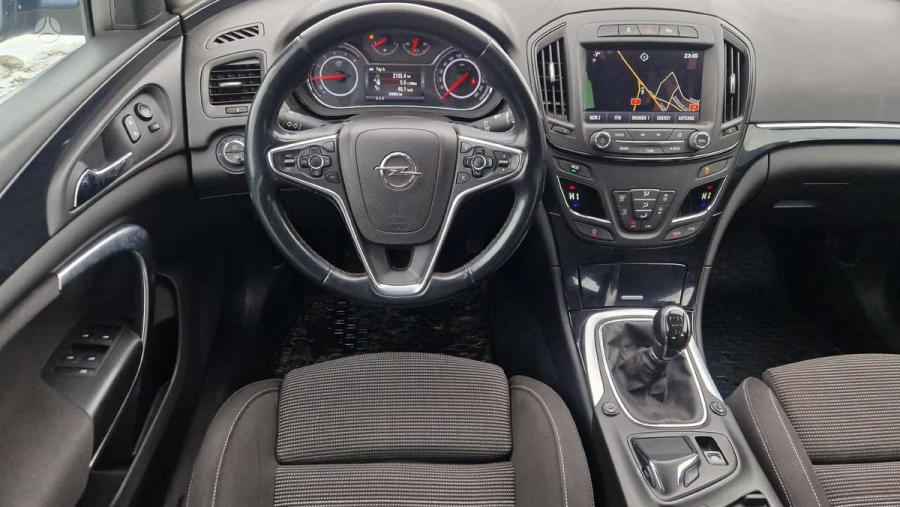 Zils Opel Insignia 2013 Marijampole, ar dzinēja tilpumu 1.96 L un nobraukumu 240 tūkst. km par 4990 €, foto 11 vietnē AUTOMOTO.COM.LV