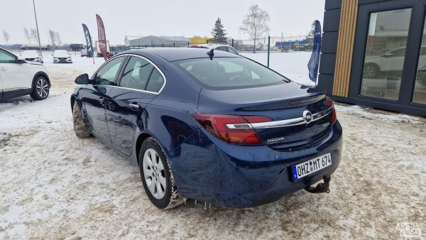 Zils Opel Insignia 2013 Marijampole, ar dzinēja tilpumu 2.00 L un nobraukumu 240 tūkst. km par 4990 €, foto 7 vietnē AUTOMOTO.COM.LV